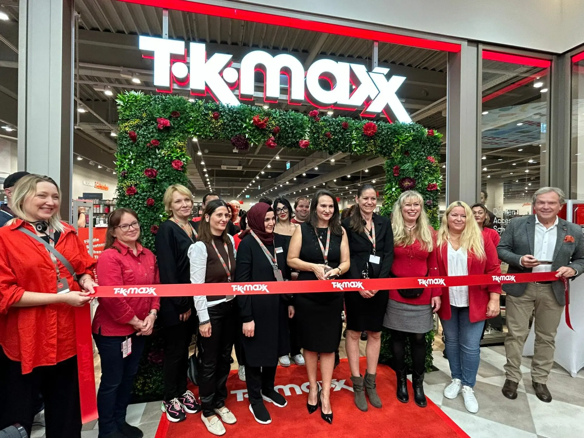 TK Maxx - NEO Königsbrunn